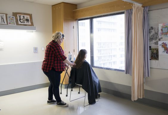 Volunteer hairdressers help patients look and feel their best - The ...